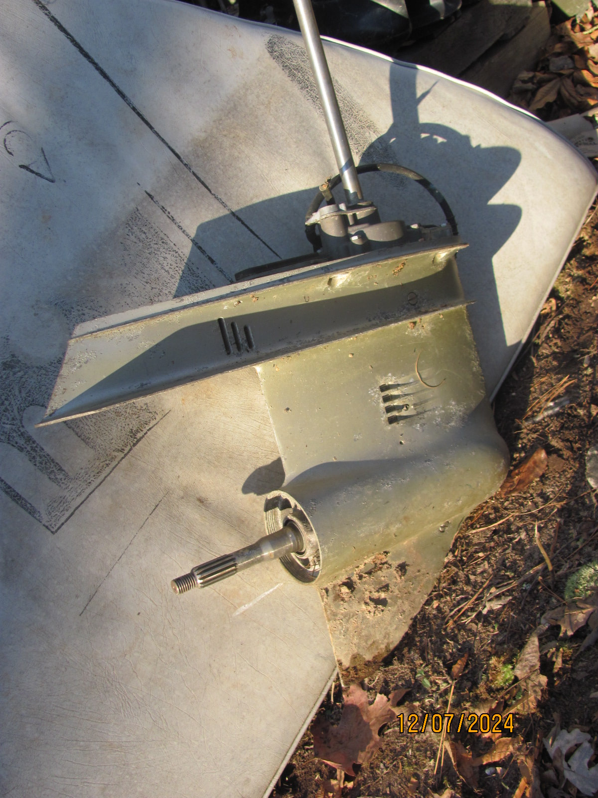Evinrude johnson 50,55,60 hp ELECTRIC Shift Lower Unit 1971